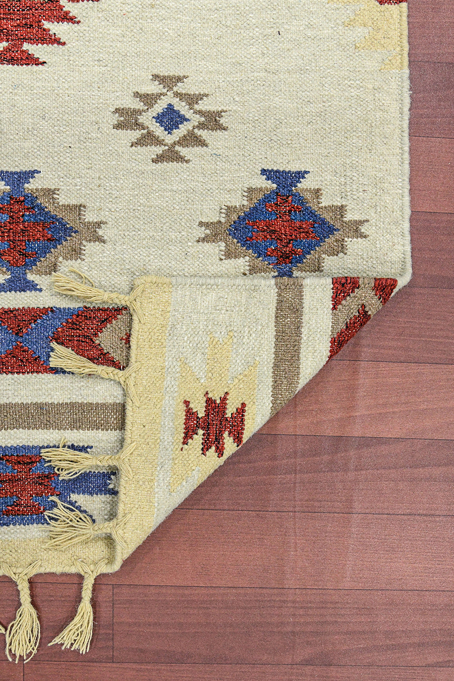 ARI-6 - Artifacts RED